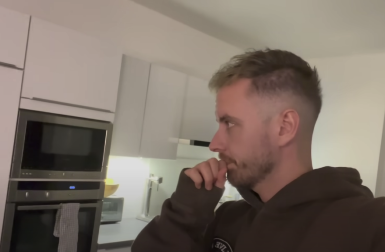 Julienco zeigt sein neues Haus!
